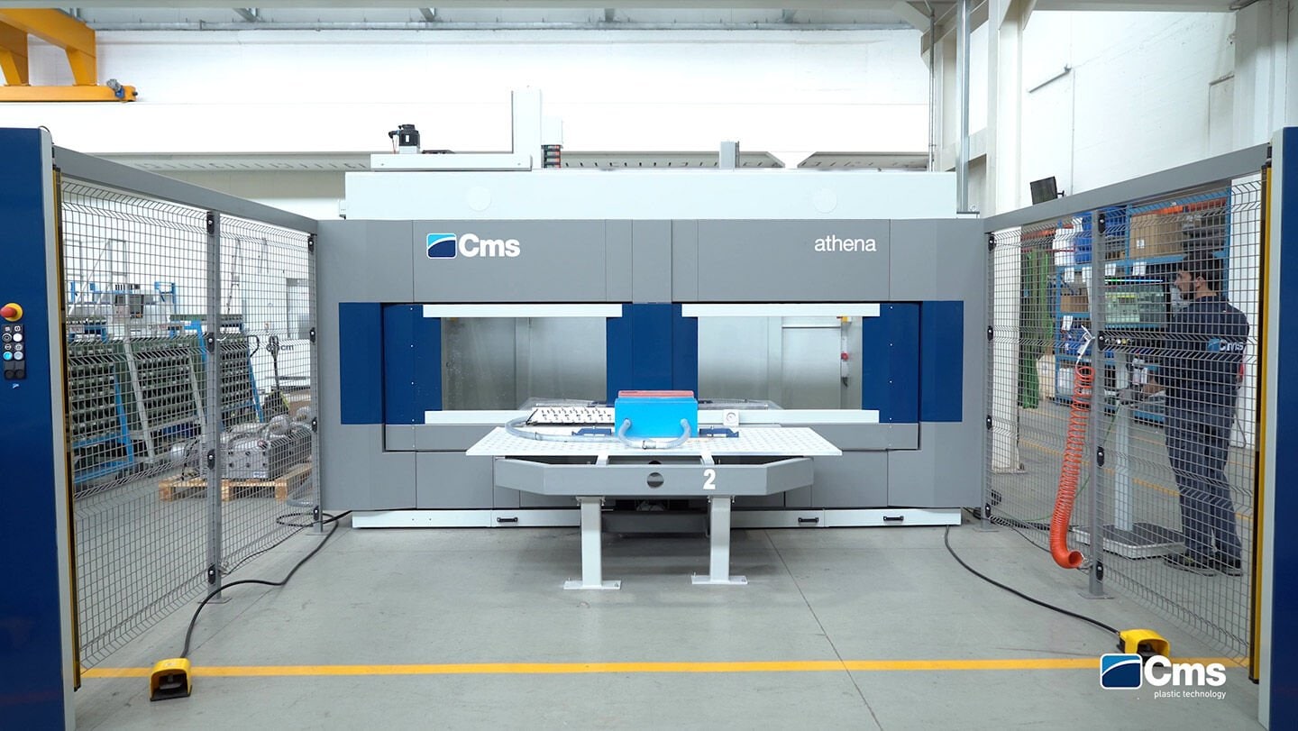 CMS athena tr: the compact solution for traveling at high speed!