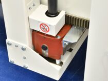 Electro Mechanical Cabinet Clamp Action FL - SCM Group